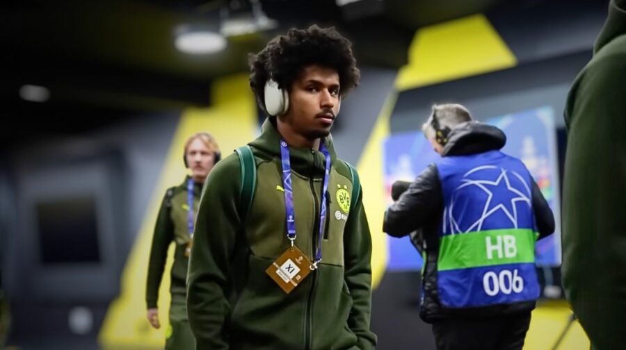 Mercato - Borussia Dortmund : Karim Adeyemi rend fou la Premier League ...